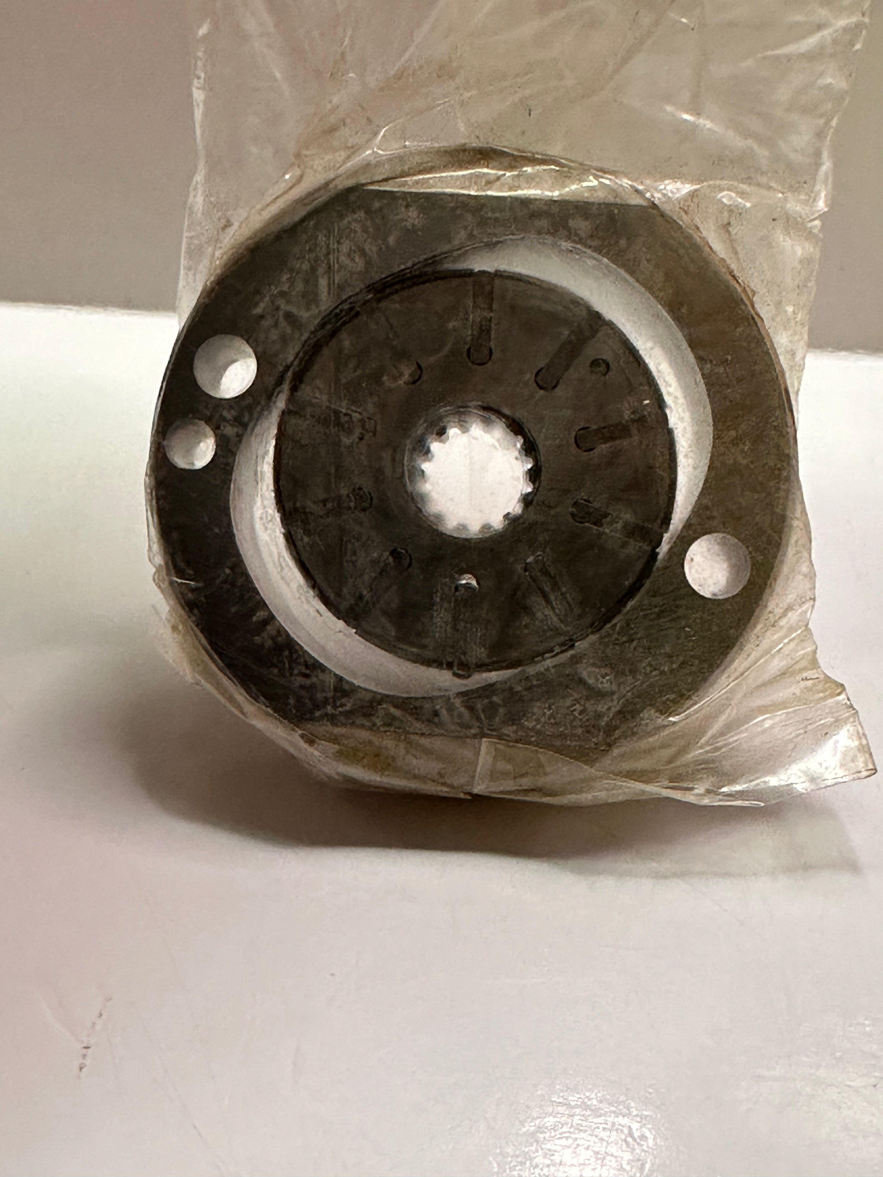Toyota 44033-36060 Genuine Rotor Sub Assy, W/Cam & Vane for Power Stee ...