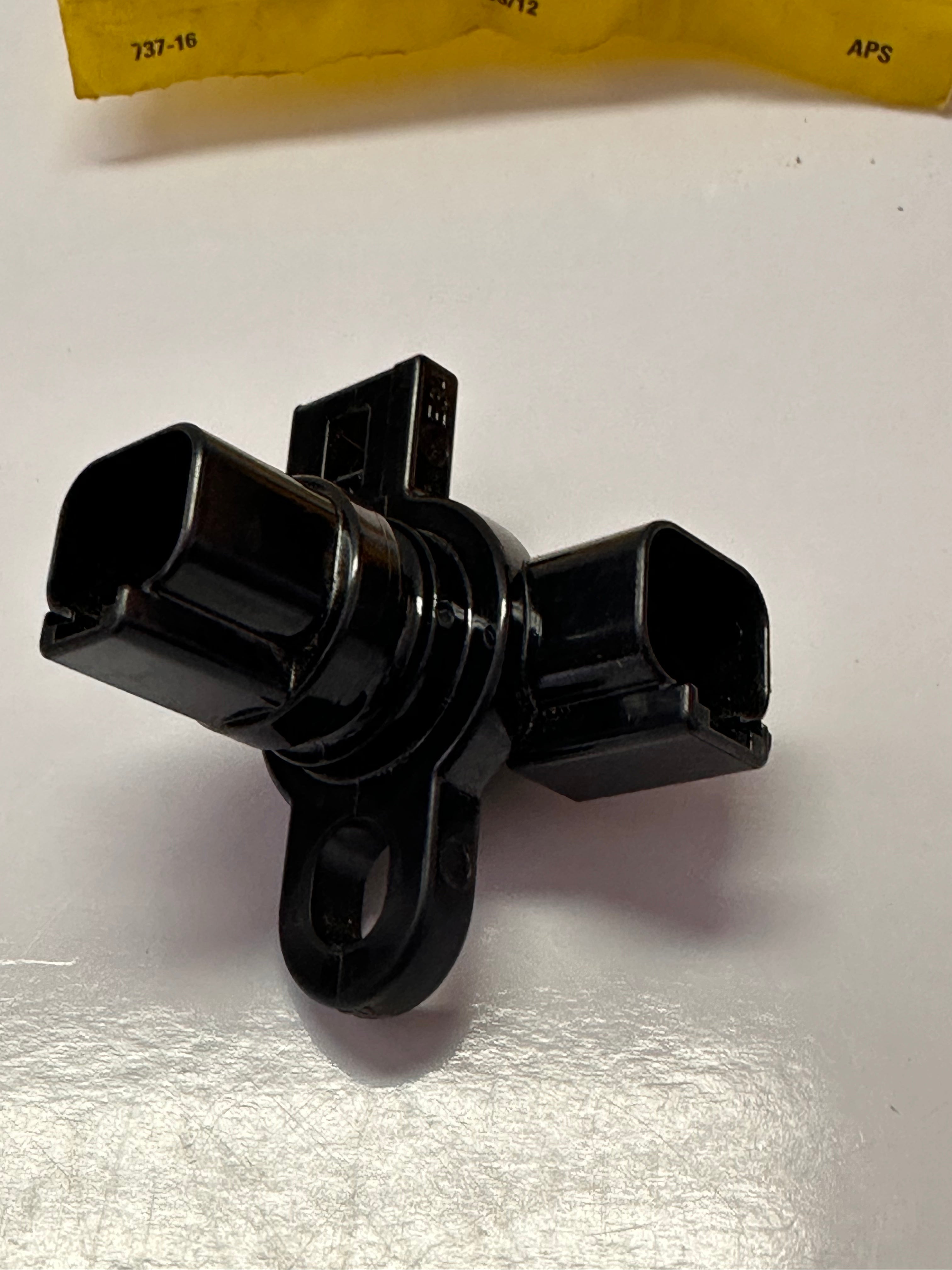 CAT Receptacle 9X-0352 | Mining & Industrial Surplus