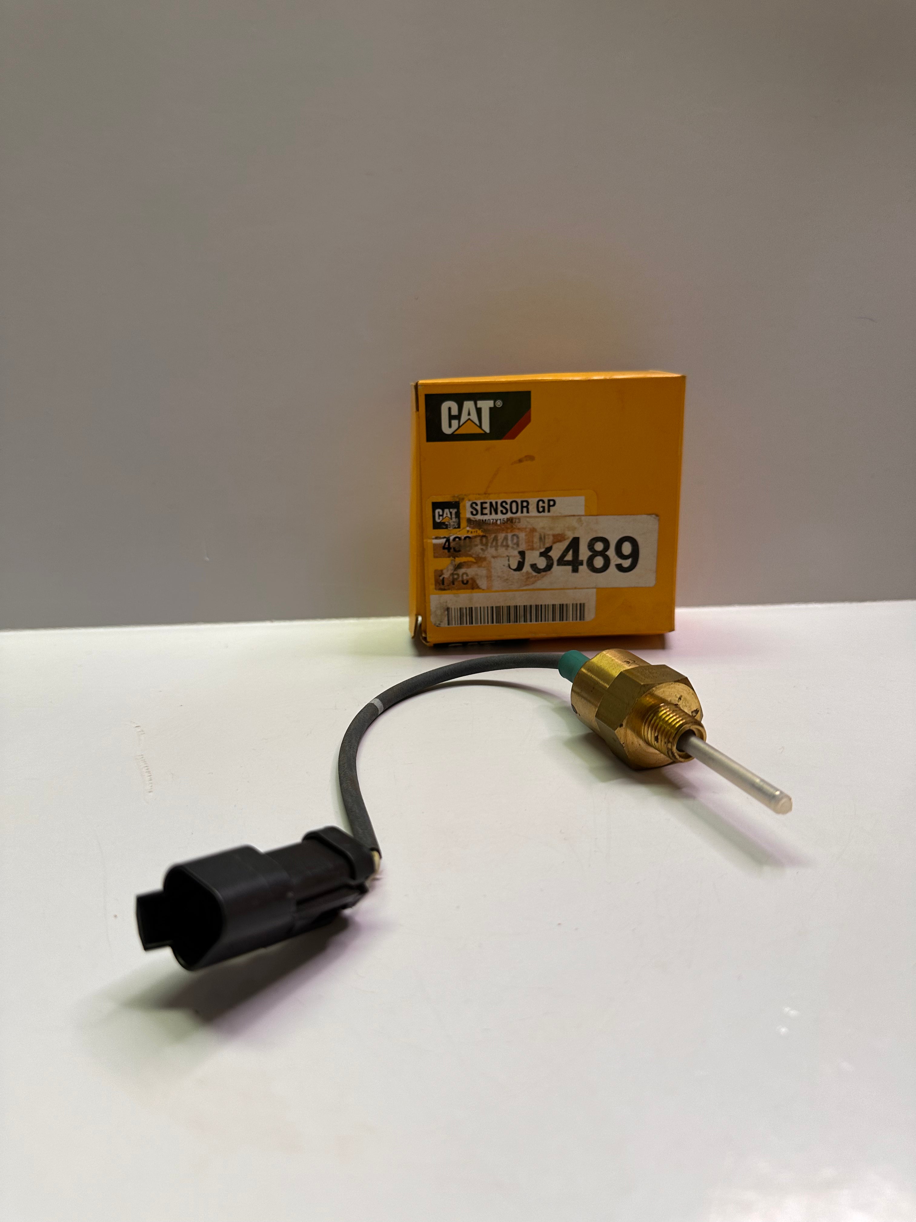Caterpillar CAT 430-9449 7.5-36V Direct Current Coolant Level Sensor 3 ...
