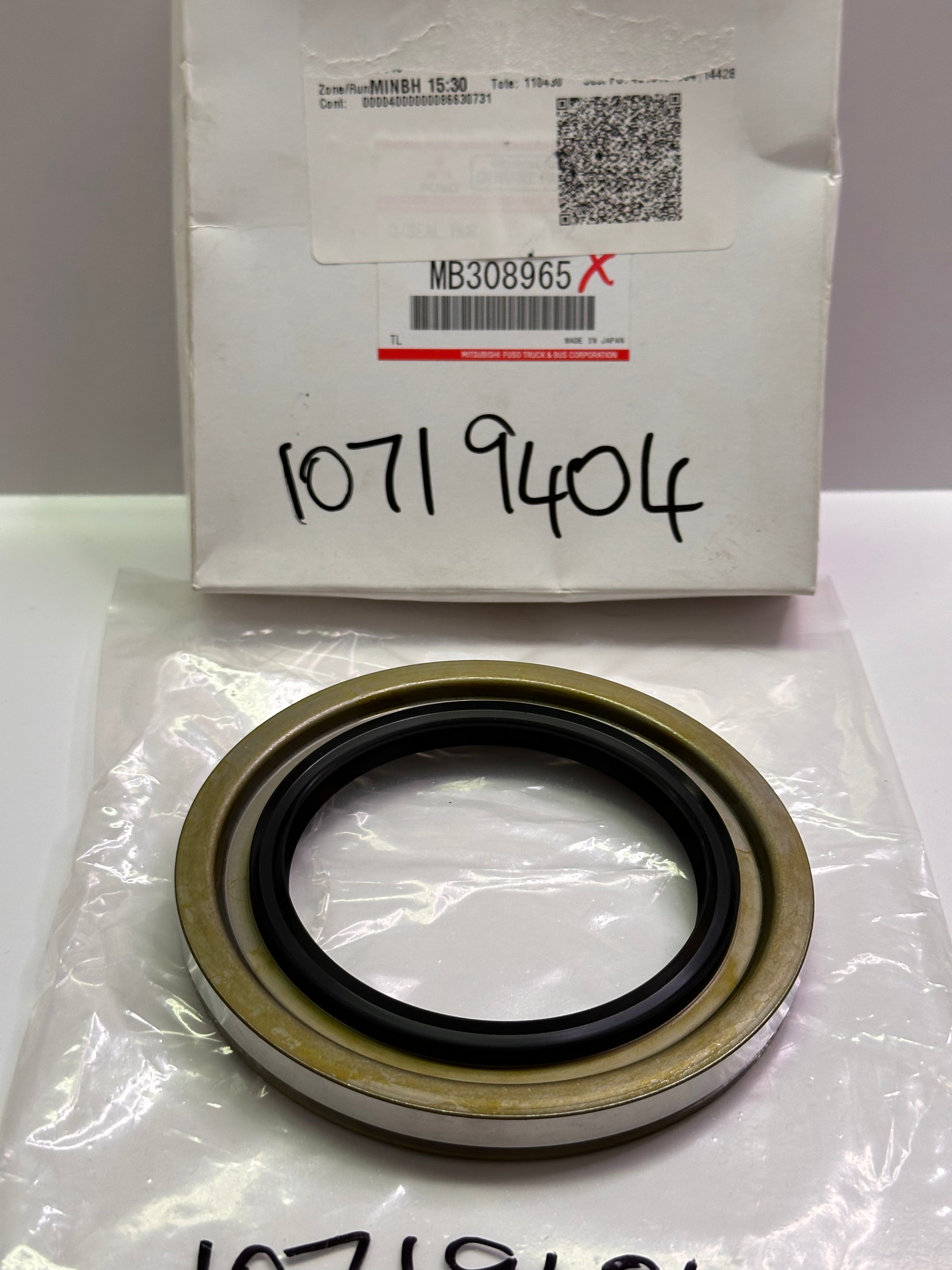 Mitsubishi MB308965 Inner Rear Hub Oil Seal | Mining & Industrial Surplus