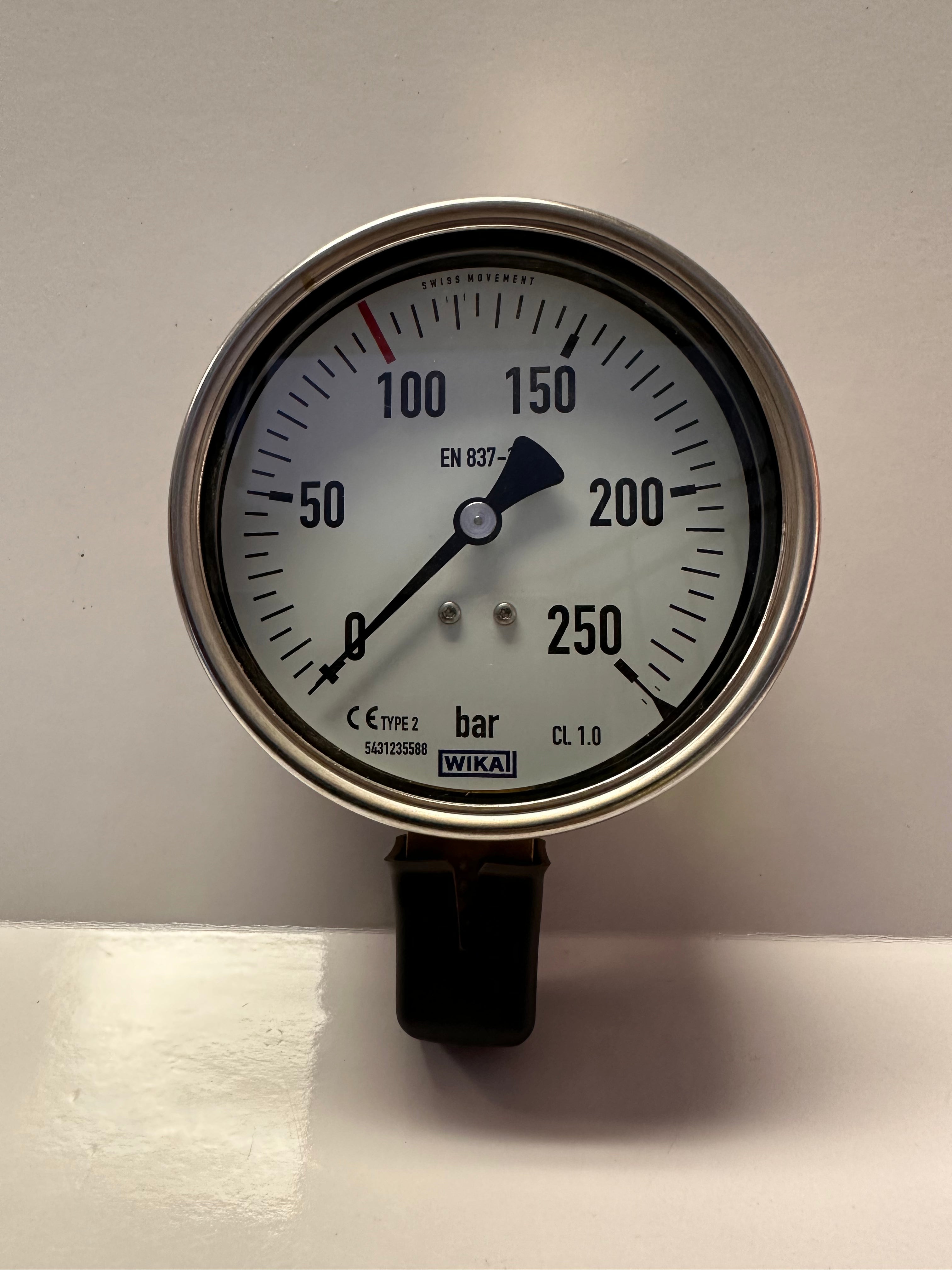 Wika Pressure Gauge 250 Bar, Bottom Entry | Mining & Industrial Surplus