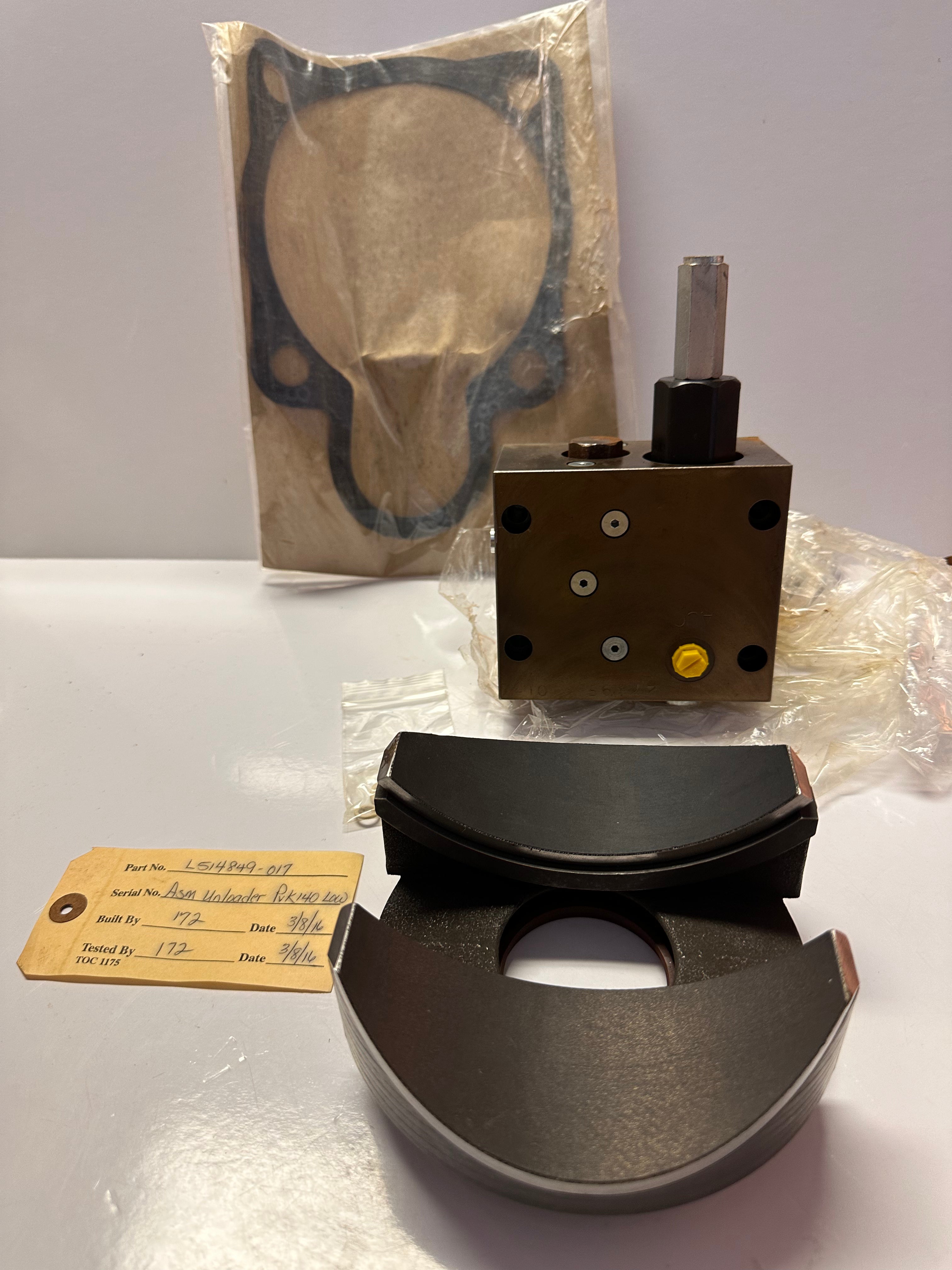 Komatsu 58C-98-00550 Upgrade Pump Kit | Mining & Industrial Surplus