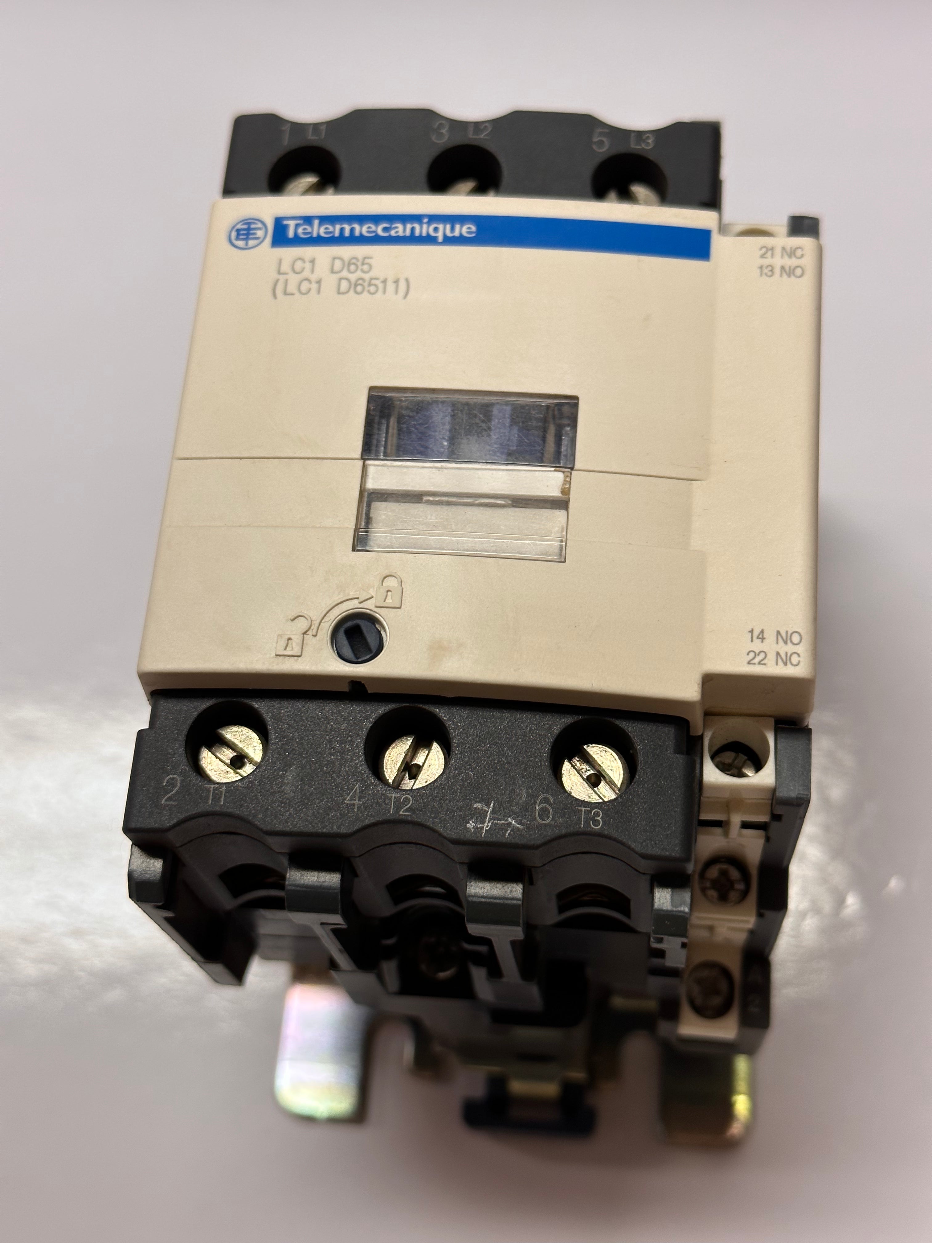 Telemecanique Contactor TeSys Deca LC1 D65U5 | Mining & Industrial Surplus