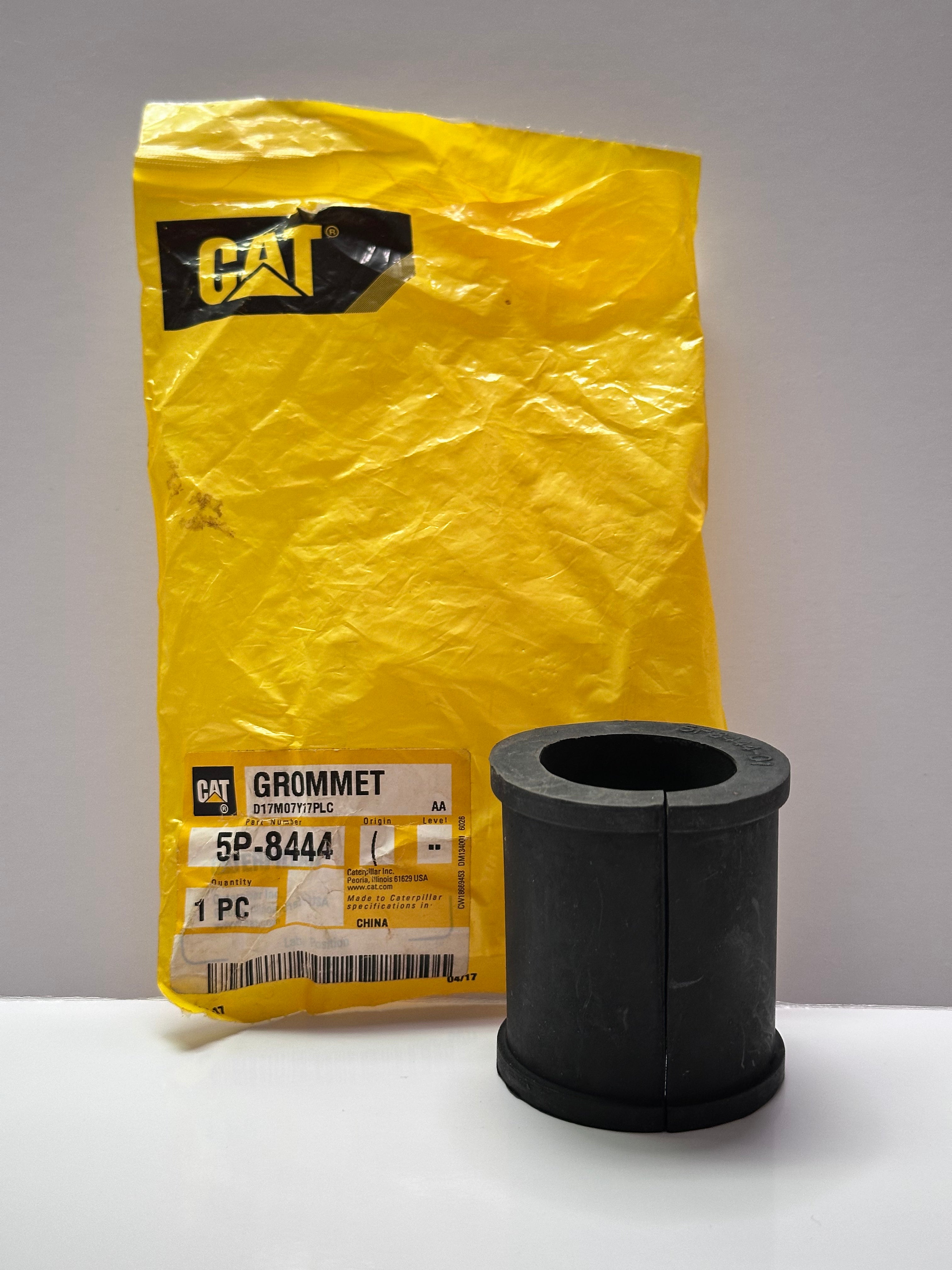 Caterpillar CAT 5P-8444 Dual Flange Symmetrical Grommet, 37mm ID ...