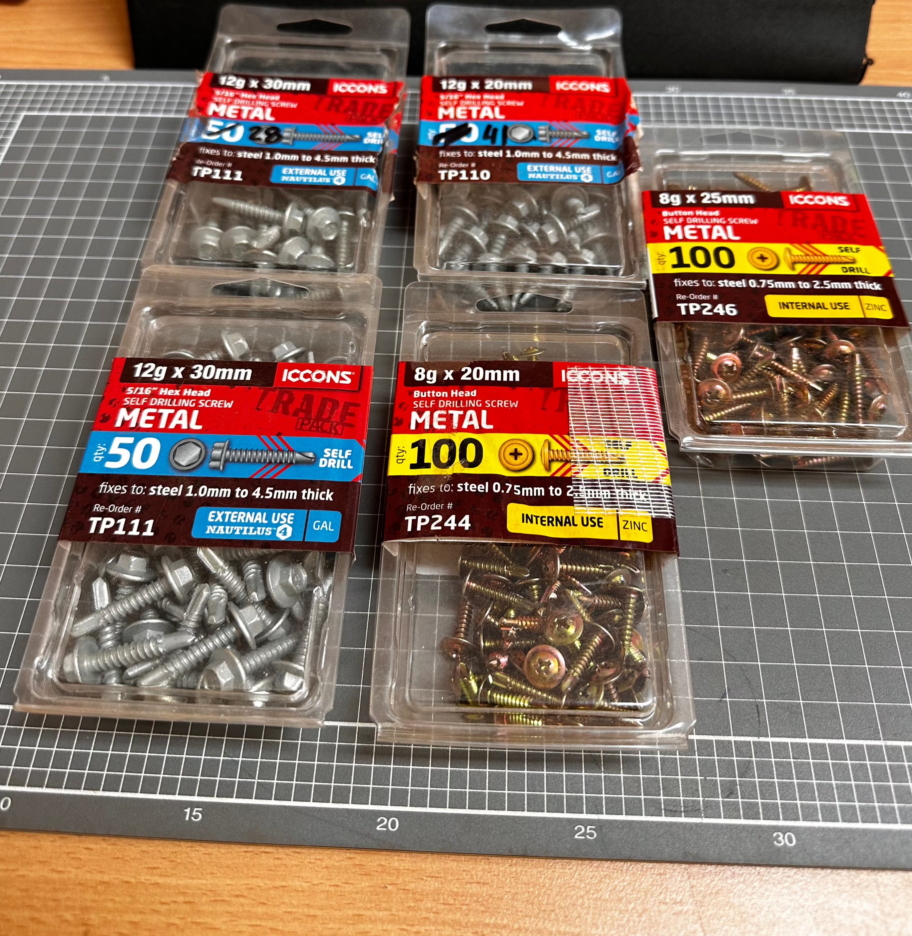 ICCONS Self Drilling Screw, Bundle of 5 Pks | Mining & Industrial Surplus