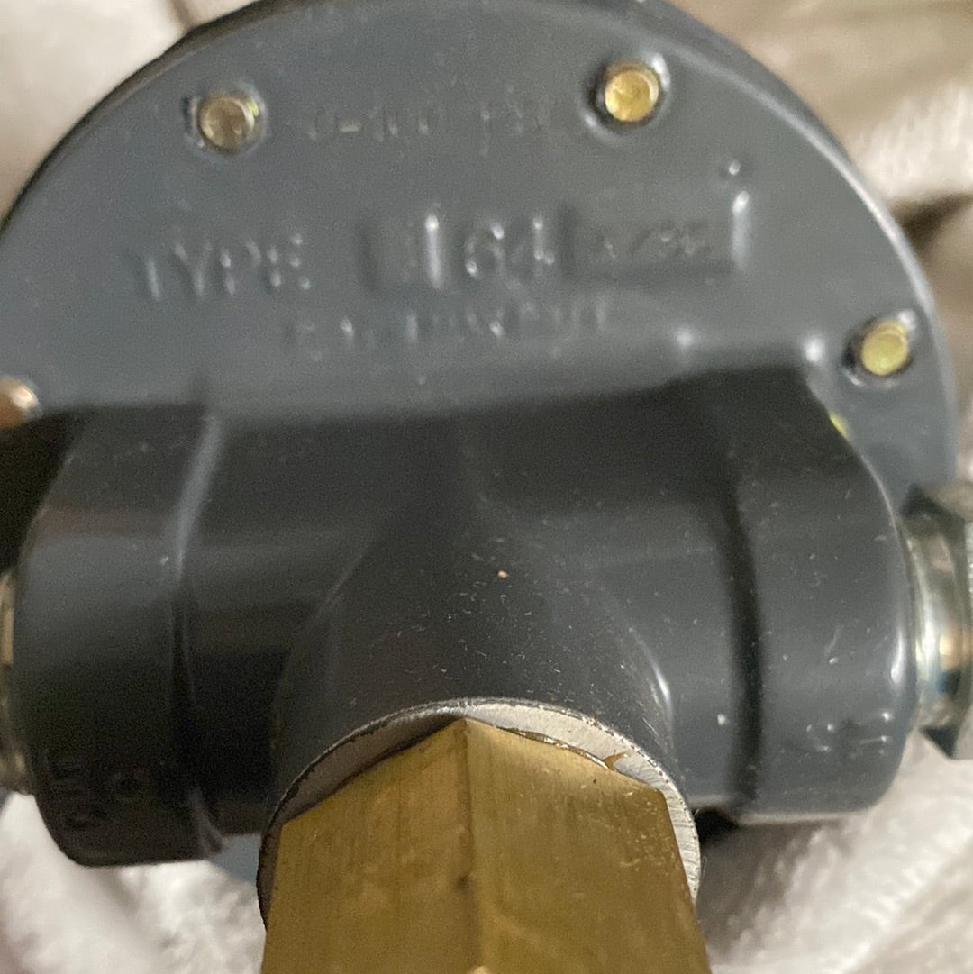 Fisher 164A/85 1/4: NPT 3 Way Pneumatic Regulator | Mining & Industrial ...