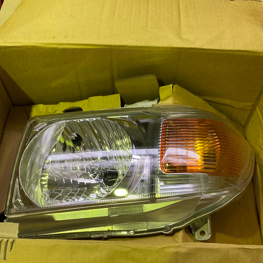 TOYOTA Genuine LandCruiser 79 Series 81170-60C00 Headlamp Assembly ...